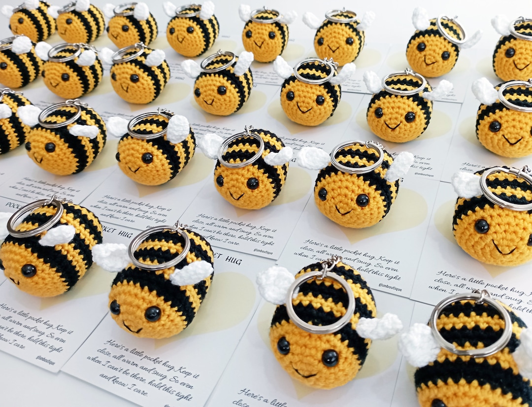 Crochet Pocket Bee, Handmade Hug Token, Birthday Day Gift - Etsy
