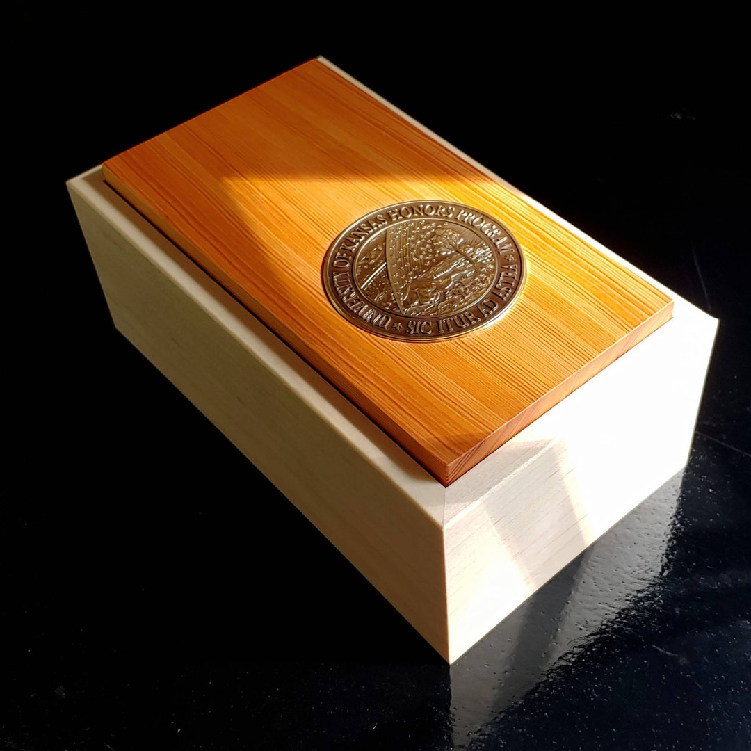 Custom Medallion Box - Etsy