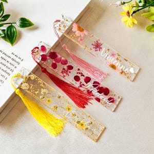 Personalized Pressed Flower Bookmark, Daisy Resin Bookmark, Custom ...