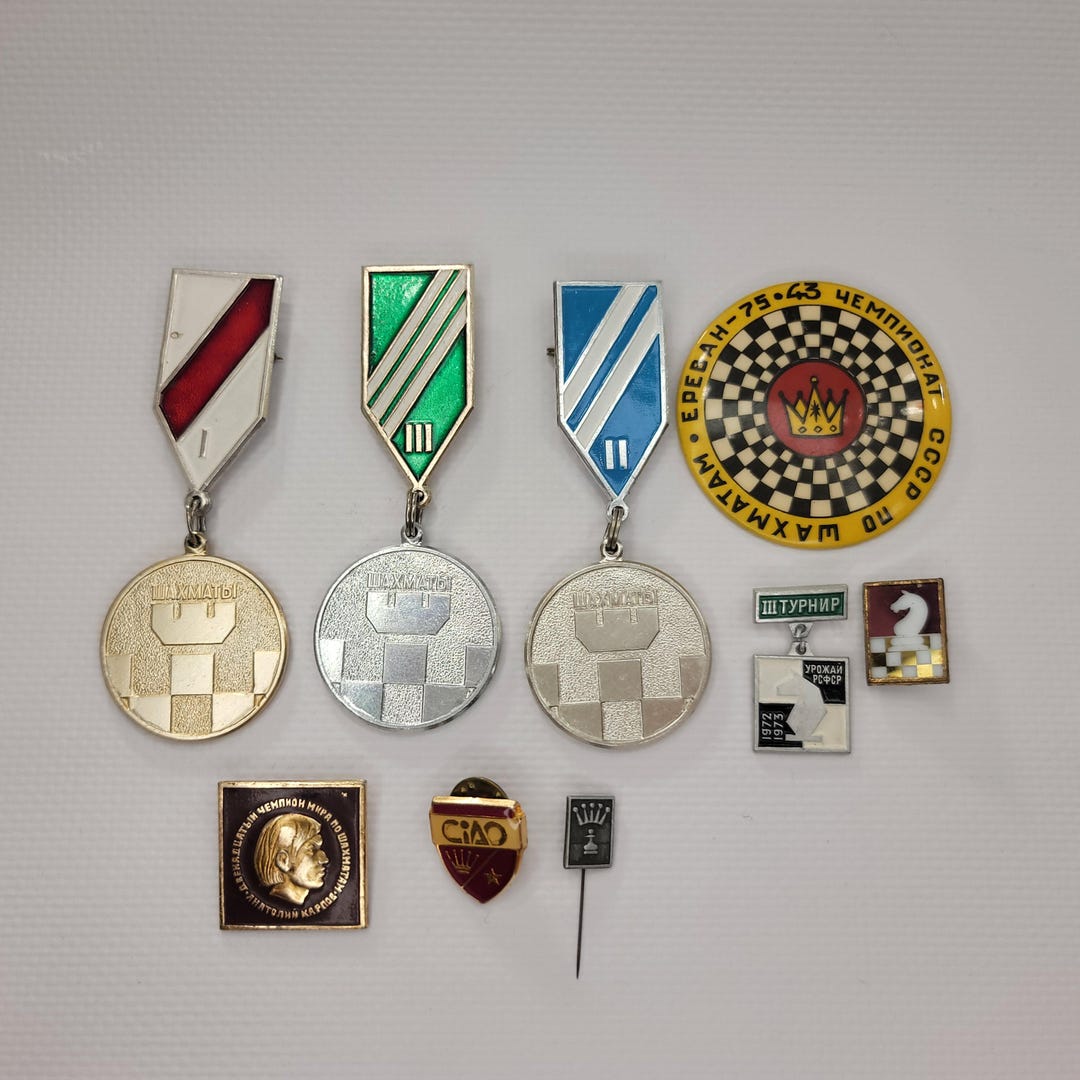 Set of 9 Badges, Chess, Chess Awards, USSR Badges, Soviet Badges, 70s ...