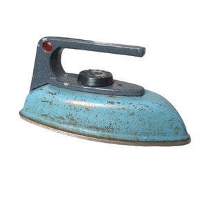 Vintage Mini Iron Portable Quilt Iron Clothes Iron Travel Iron Antique ...