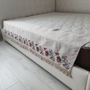 Hand Embroidered Ukrainian Bed Sheet Valance Antique Vintage Romanian ...