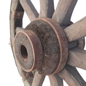 Antique Carriage Wheel, Rustic Wagon Wheel, Cart Wheel, Vintage Wheel ...