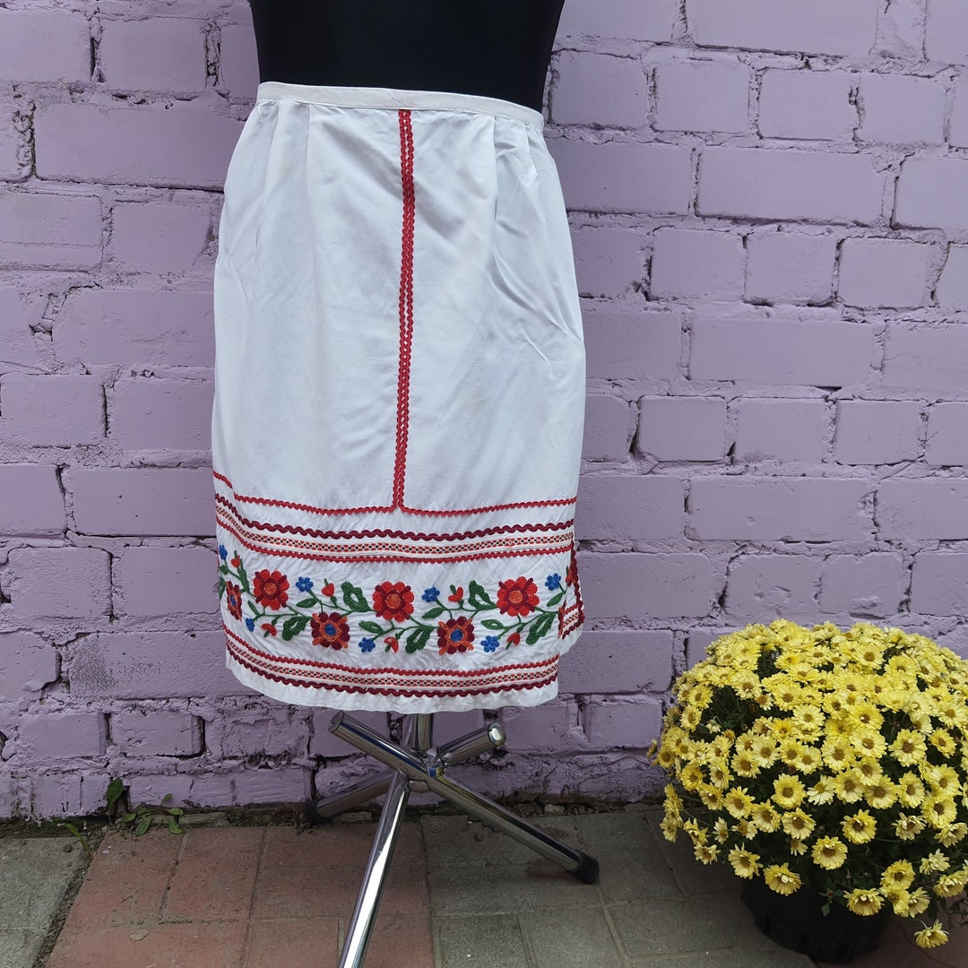 Vintage Peasant Apron of Ukrainian Folk Traditional Ethnic - Etsy