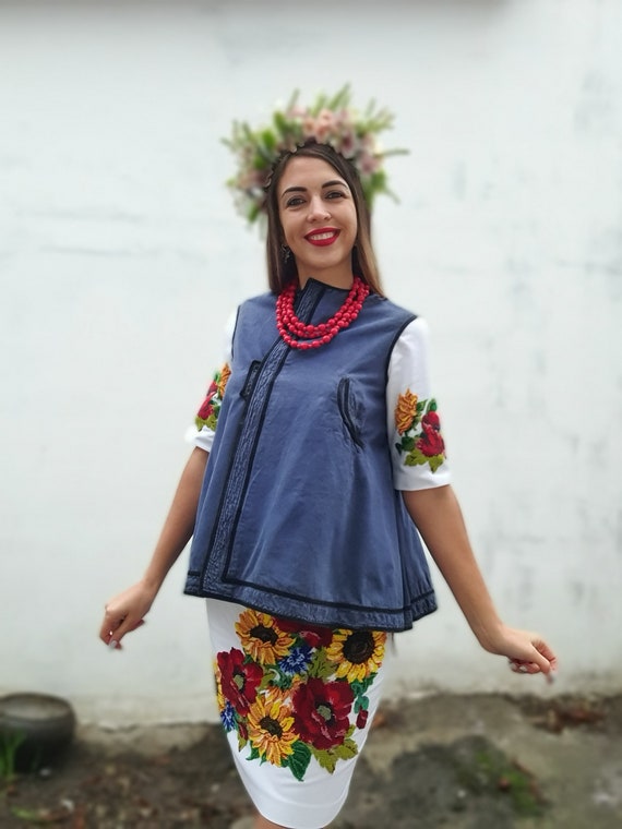 Ukrainian corset, Ukrainian vest, Ukrainian embroider… - Gem