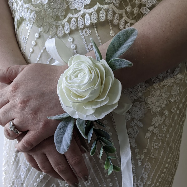 Mother of the Bride Corsage - Etsy