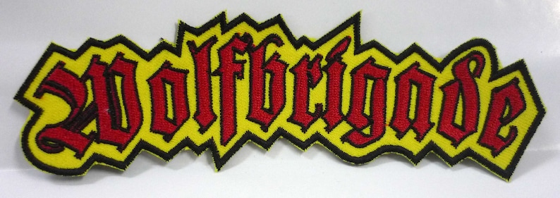 WOLFBRIGADE - Embroidered Patch 2 Option Wolfpack Moment Maniacs - Etsy