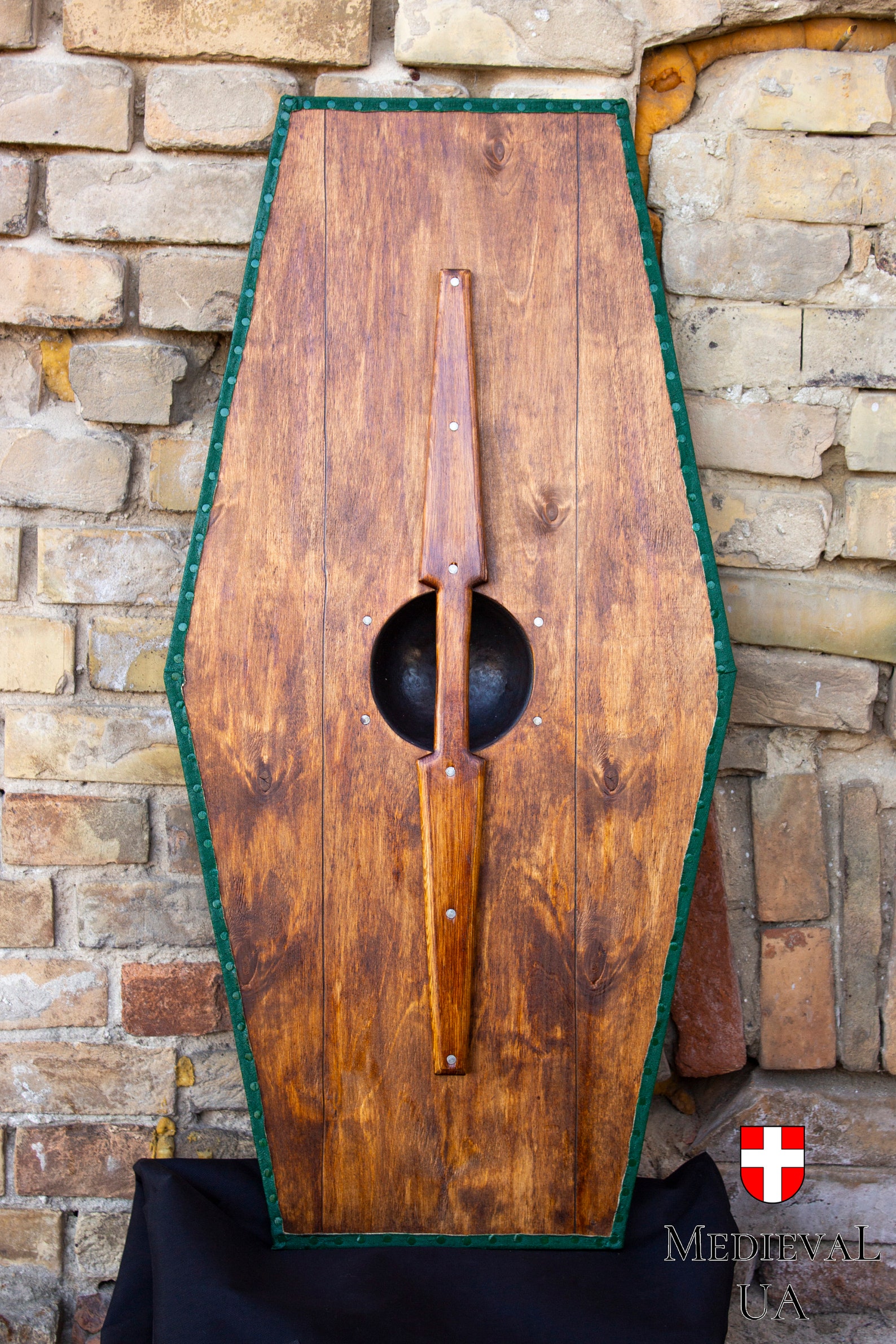 Germanic/Gothic shield Medieval shield Dropshield shield | Etsy