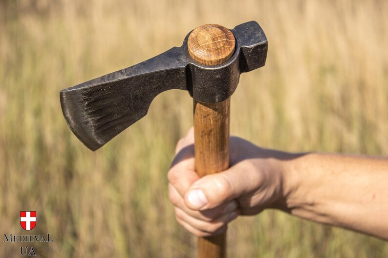 Handmade Carbon Steel Tomahawk Axe, Forged Viking Hatchet With Oak ...
