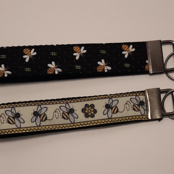 Bee Key Chain - Etsy