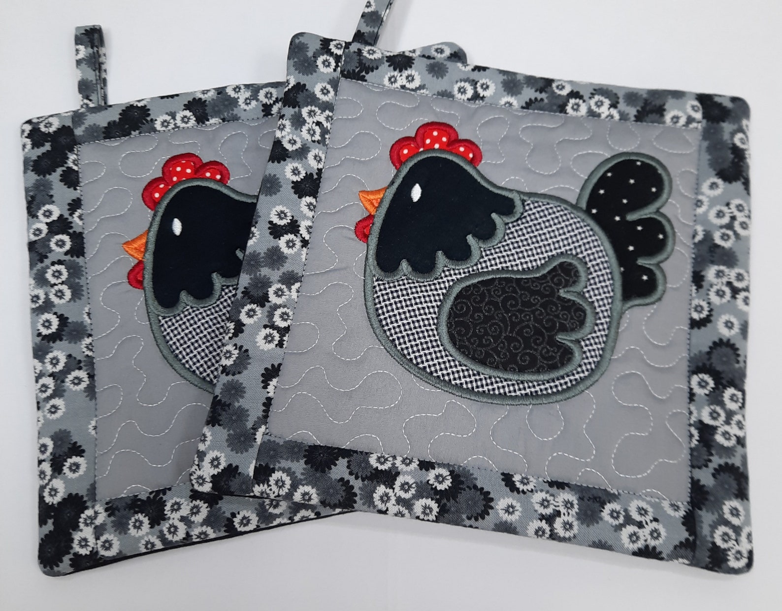 Insulated Quilted Potholders Set of 2, Chicken Potholders, Farmhouse ...