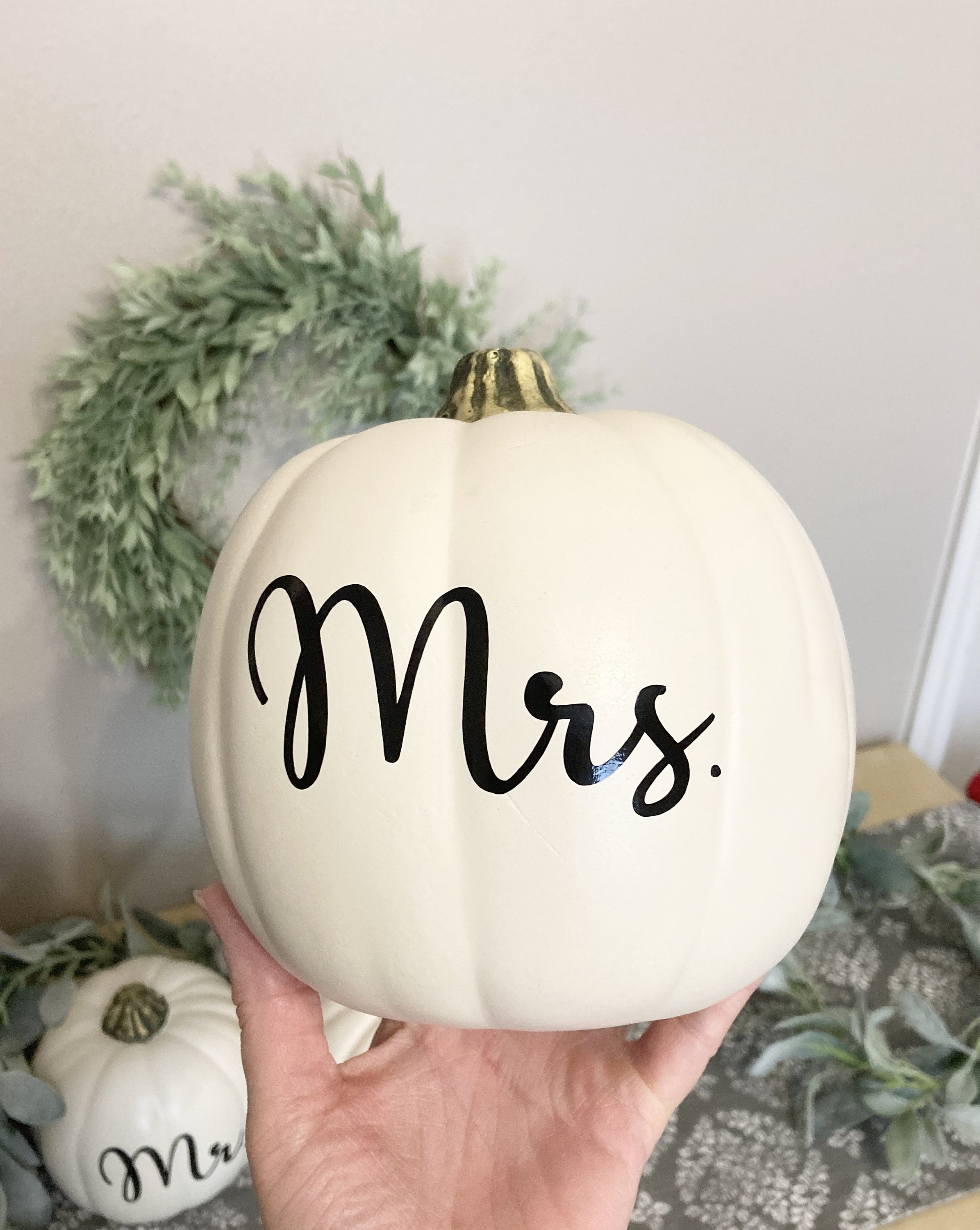 Autumn Wedding Decor Wedding Pumpkins Mr and Mrs - Etsy