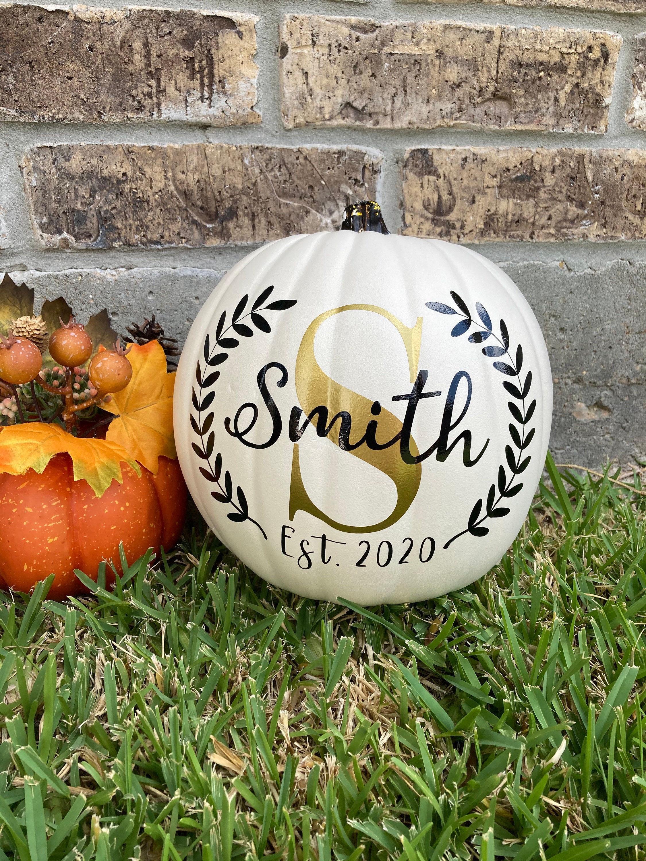 Autumn Wedding Decor Wedding Pumpkins Mr and Mrs - Etsy