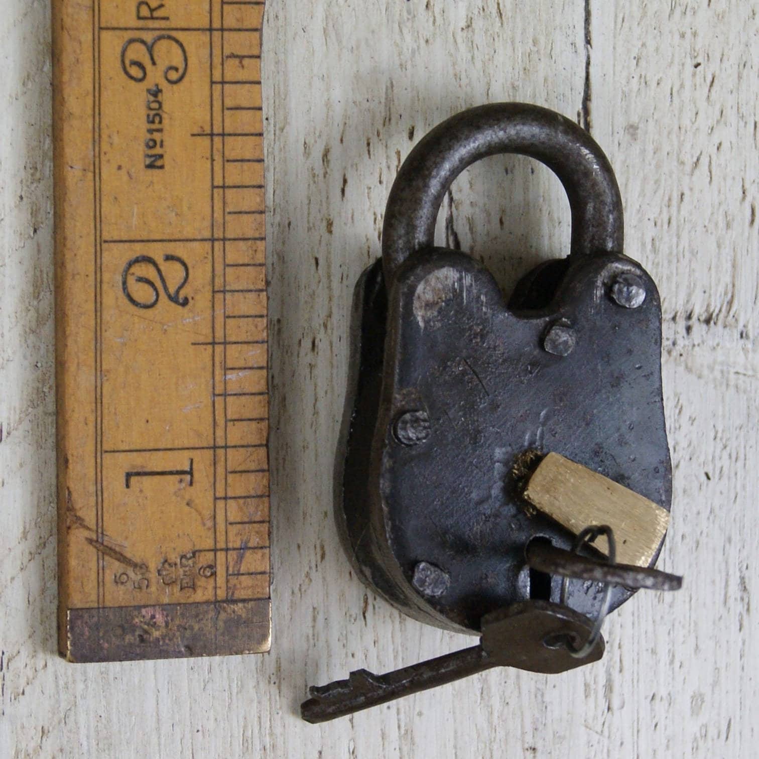 Handmade Traditional Old English Padlock 2 Lever Antique Iron - MEDIUM ...