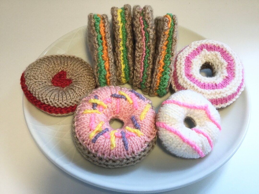 Role Play Cakes & Sandwiches Knitted Play Food Set - Etsy UK