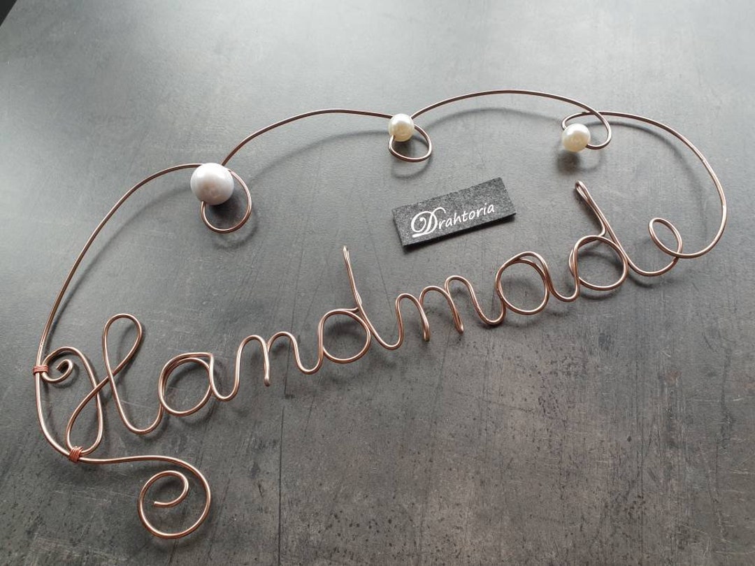 Großer Schriftzug HANDMADE aus Aludraht mit Perlen, Wort, Drahtschrift ...