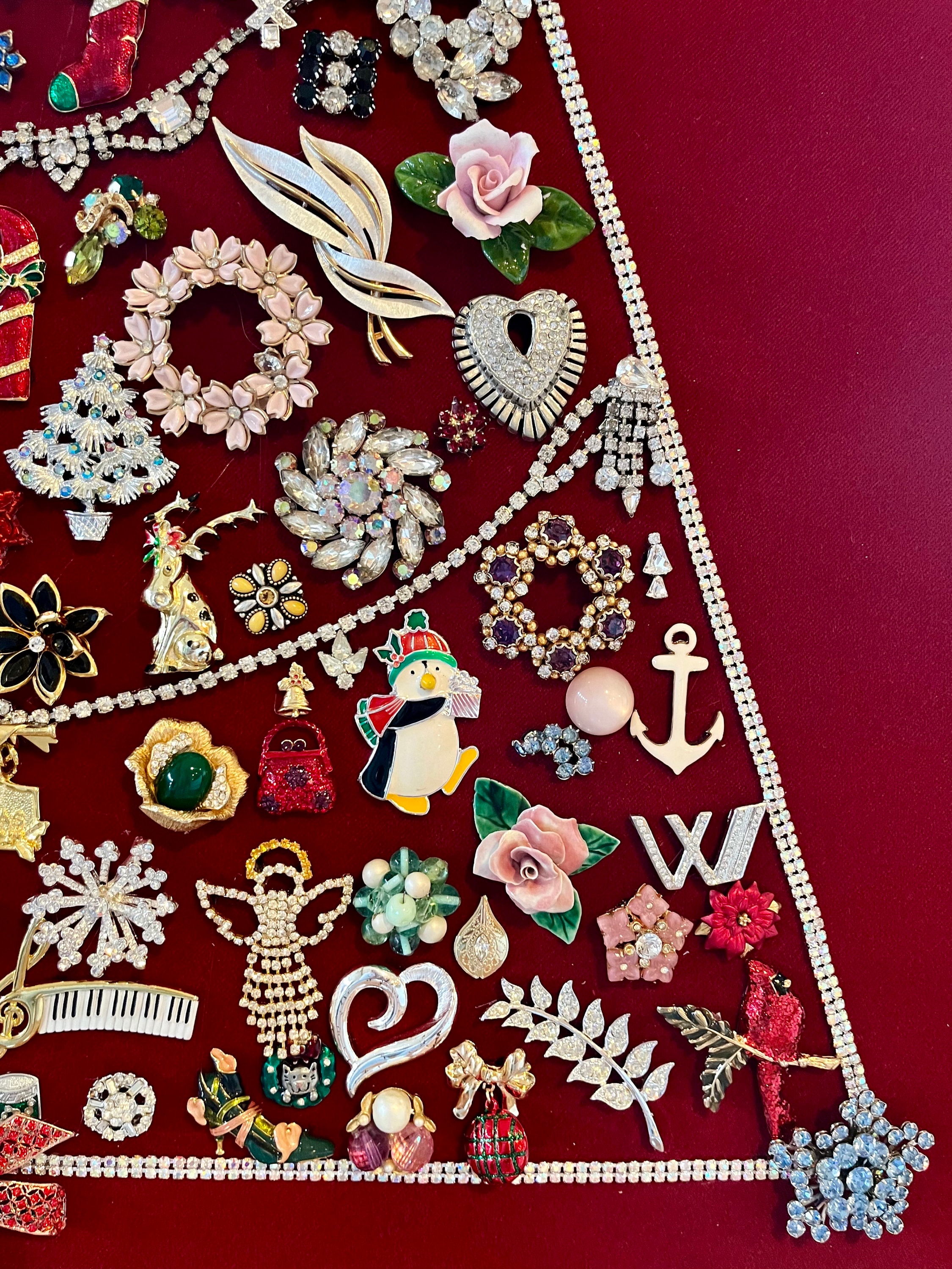 Super Bling Vintage Jewelry Christmas Tree Framed Wall Hanging 27”x39”x ...