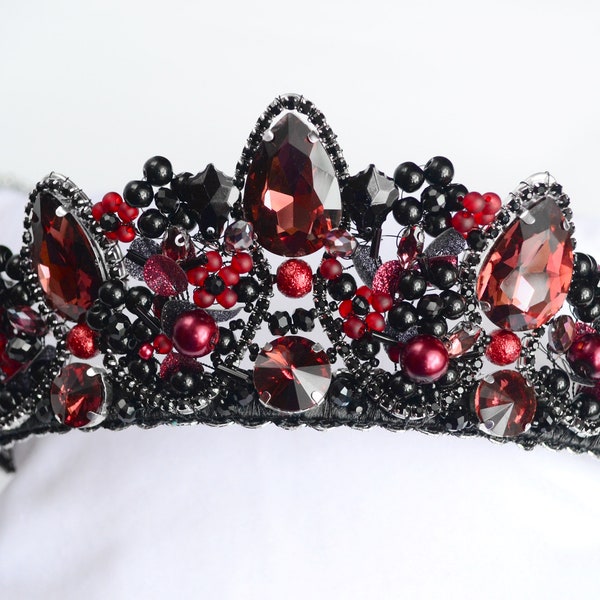 Black Crown - Etsy