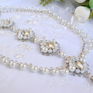 White Pearls Tikka Set, Boho Indian Style Jewelry, Small Earrings ...