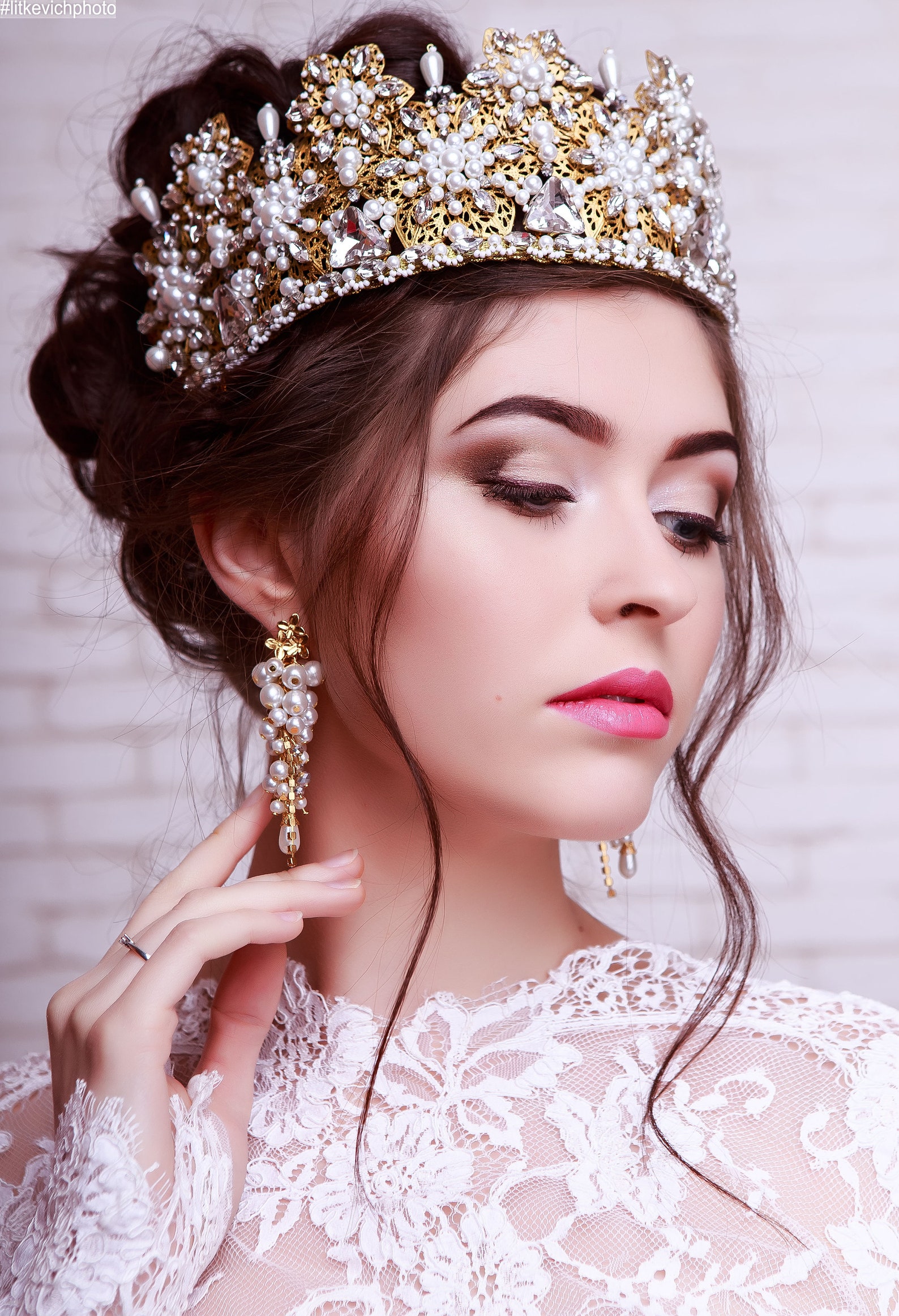 Wedding White Crown With Gold Flowers for Bride, Bridal Golden Tiara ...