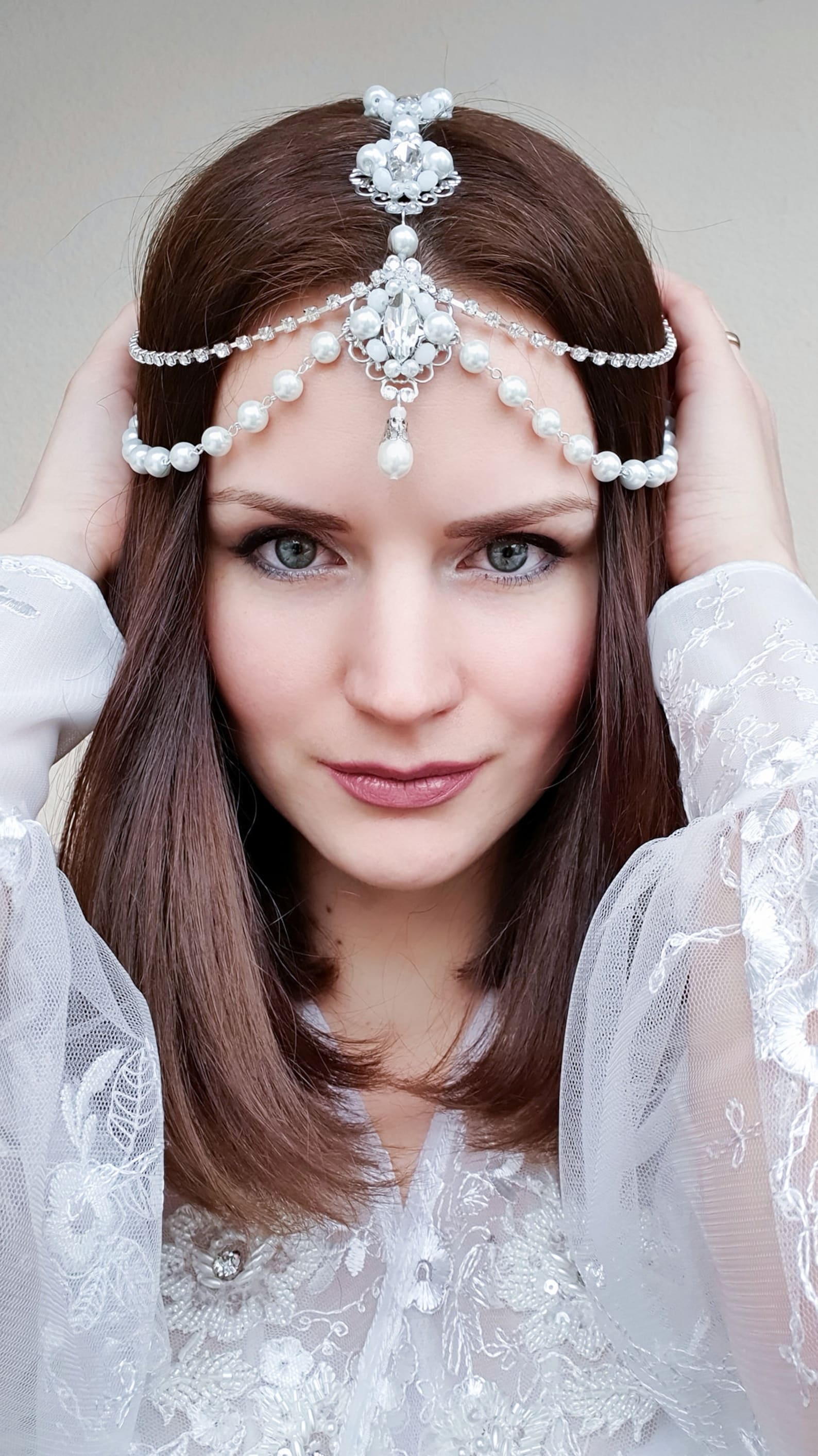 White Pearls Tikka Set, Boho Indian Style Jewelry, Small Earrings ...