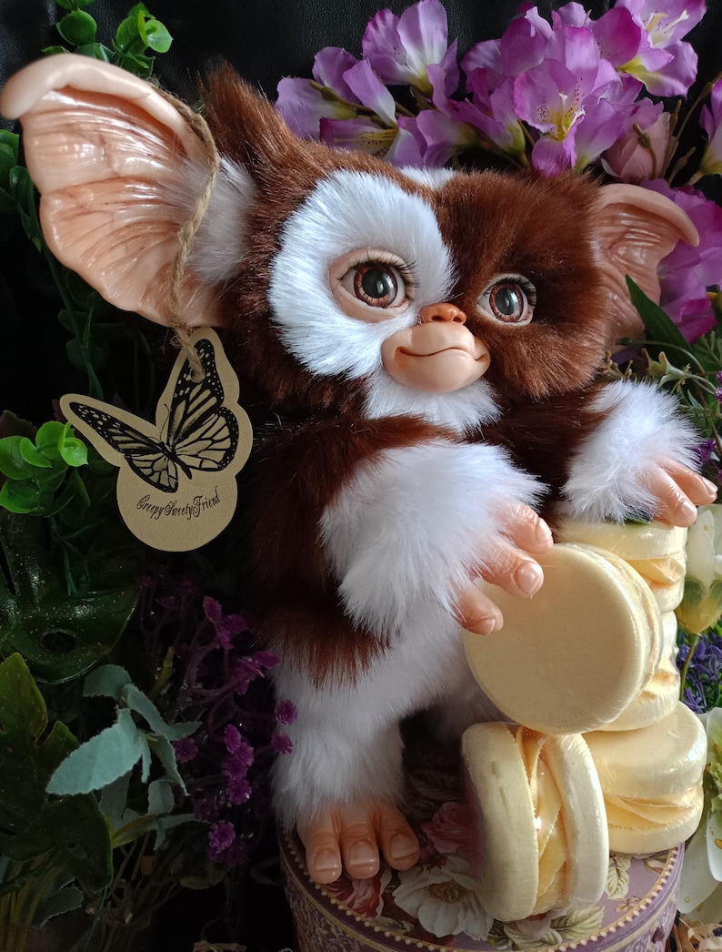 Art Toy Inspired by Mogwai Gizmo From "gremlins" - Etsy