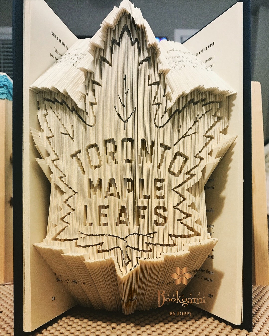 Toronto Maple Leafs Folded Book Art - Maple Leafs Fan Gift - Etsy