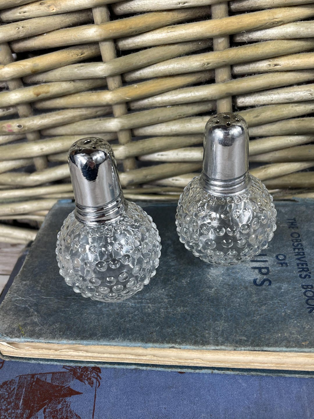 Vintage Clear Glass Salt and Pepper Shakers With Silver Colour Metal ...