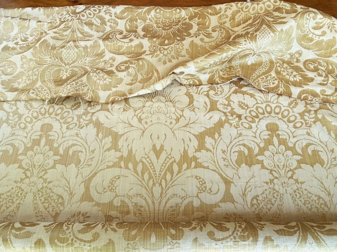 Scalamandre " Wicklow Silk Straw Strie Renaissance Grand Damask Gold ...