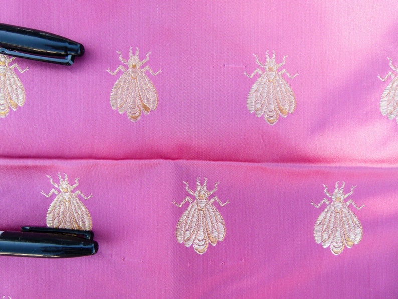 30 EV32 Square 25 X 25 Inches Scalamandre Tassinari & Chatel Les ...