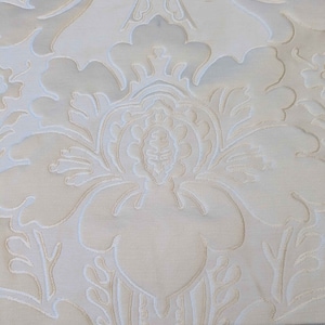 Lelievre Odalisque Ivoire Ivory Cream White Silk Velvet Cut Velvet ...