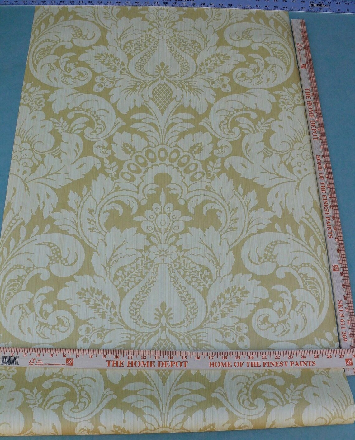 High End Wallpaper Scalamandre "daphne Classic Gold" Renaissance Damask ...