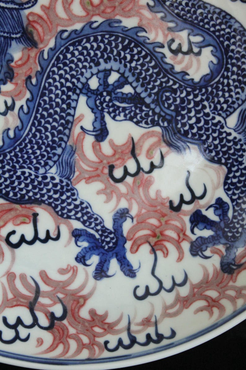 Chinese Porcelain : a Large Hand Painted Dragon Plate D22.5cm - Etsy