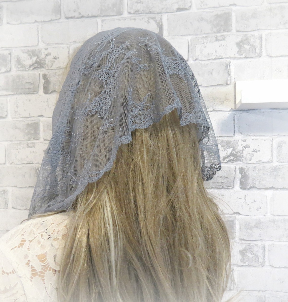 CHAPEL MANTILLA/ Lace Mantilla/ Chapel Veil/catholic Veil/lace | Etsy