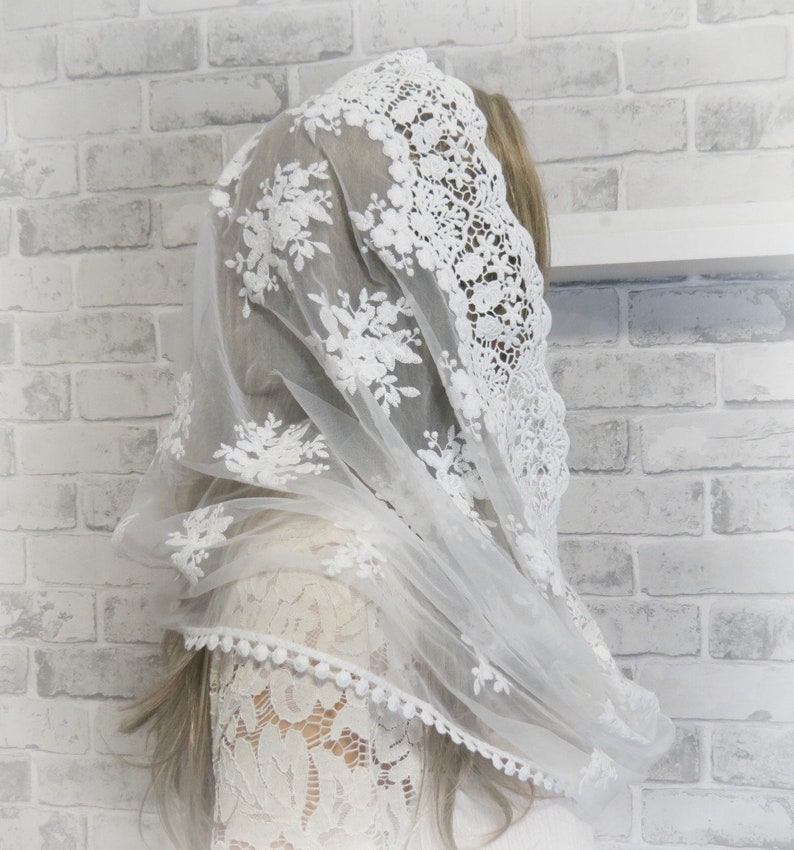 CHAPEL MANTILLA Beautiful Traditional Vintage Inspired Lace Infinity ...
