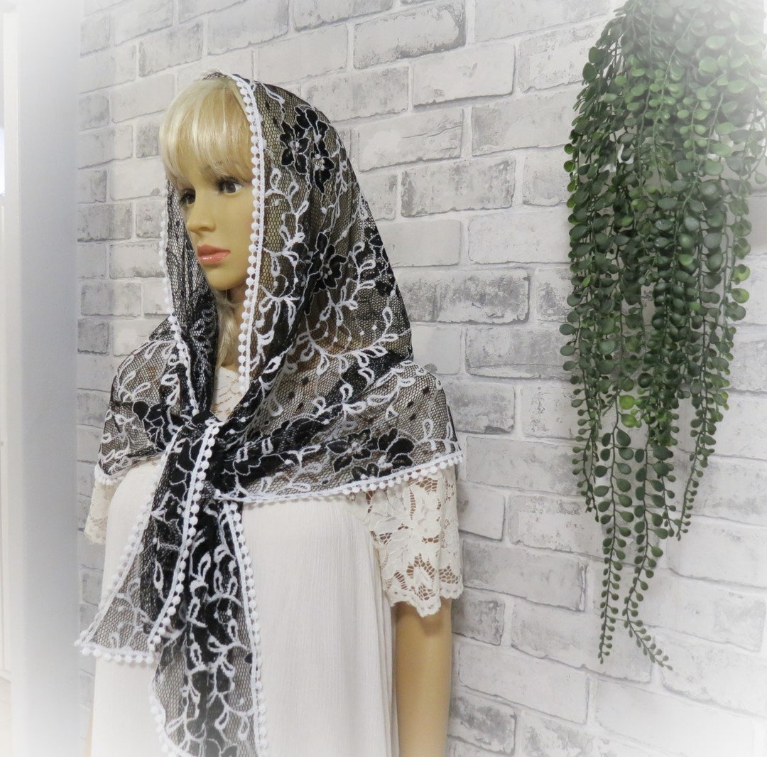 CHAPEL MANTILLA /lace Mantilla/d-shape Mantilla Chapel Veil/ Church ...