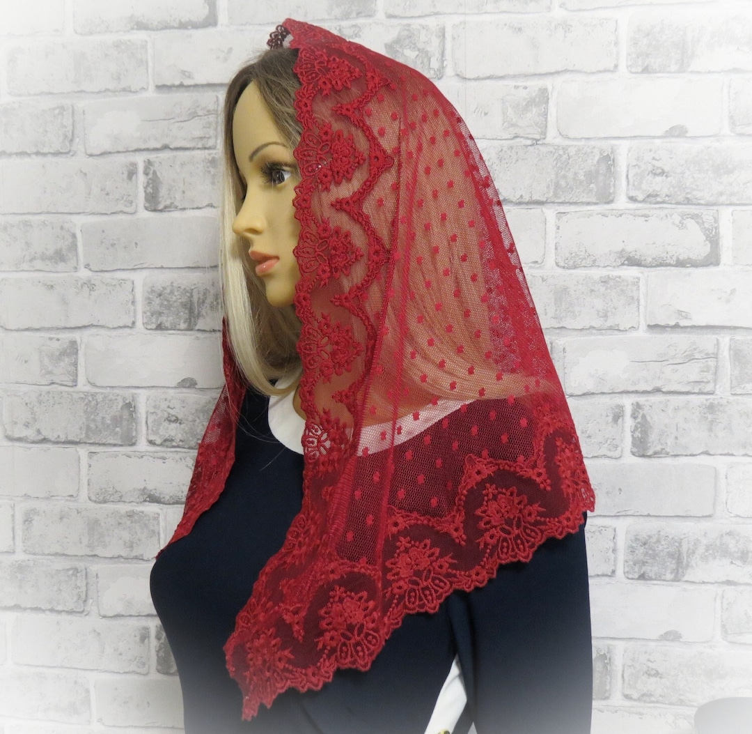 CHAPEL MANTILLA, Traditional Catholic Lace Mantilla, Red Chapel Veil ...
