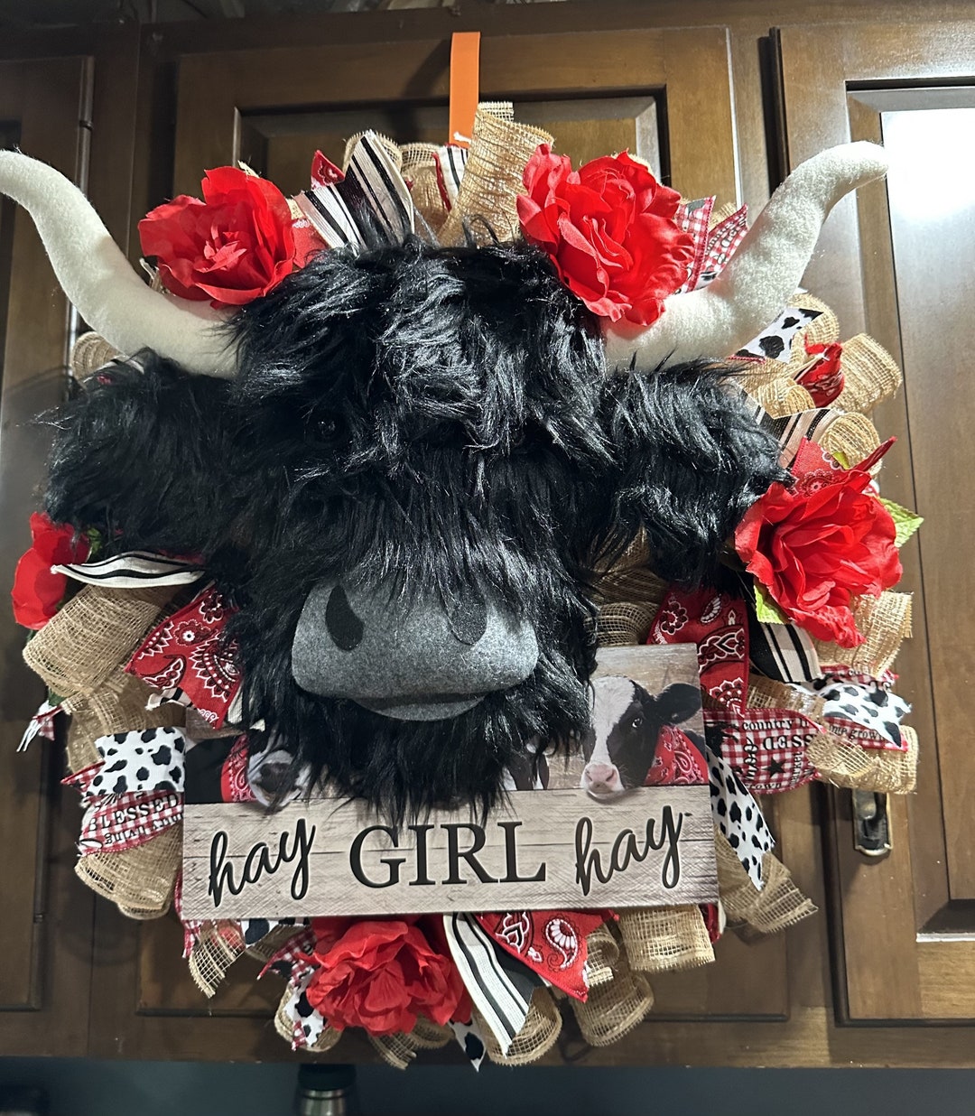 Highland Cow Wreath, Farmhouse Wreath, Hay Girl Hay Wreath, Farmhouse ...