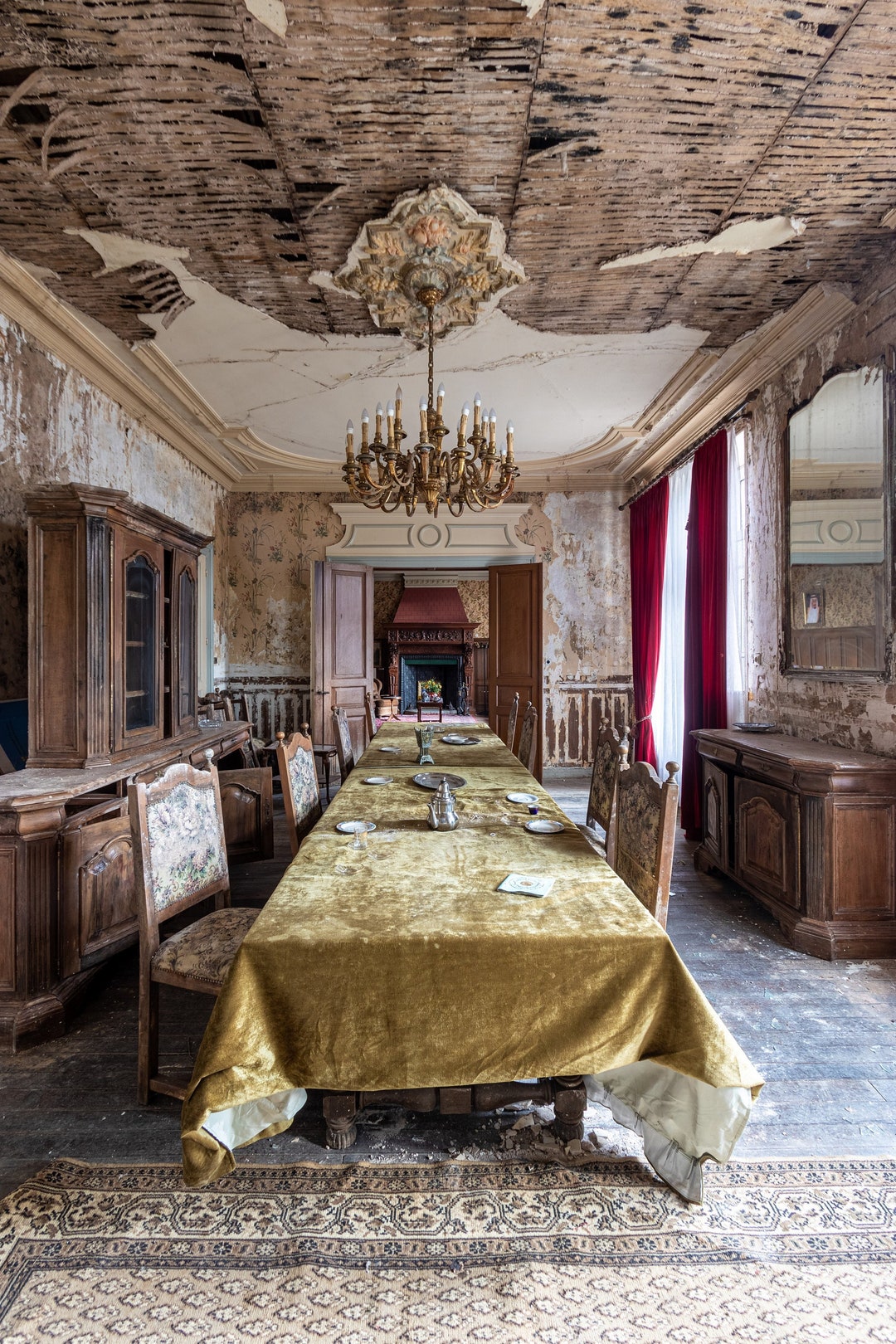 Urbex war Zone: Photograph Taken During the Exploration of an Abandoned ...