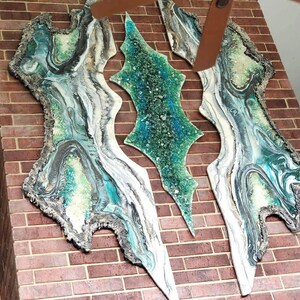 Geode Art, Wall Decor, Living Room Accents, Realistic Geode Art: Made ...
