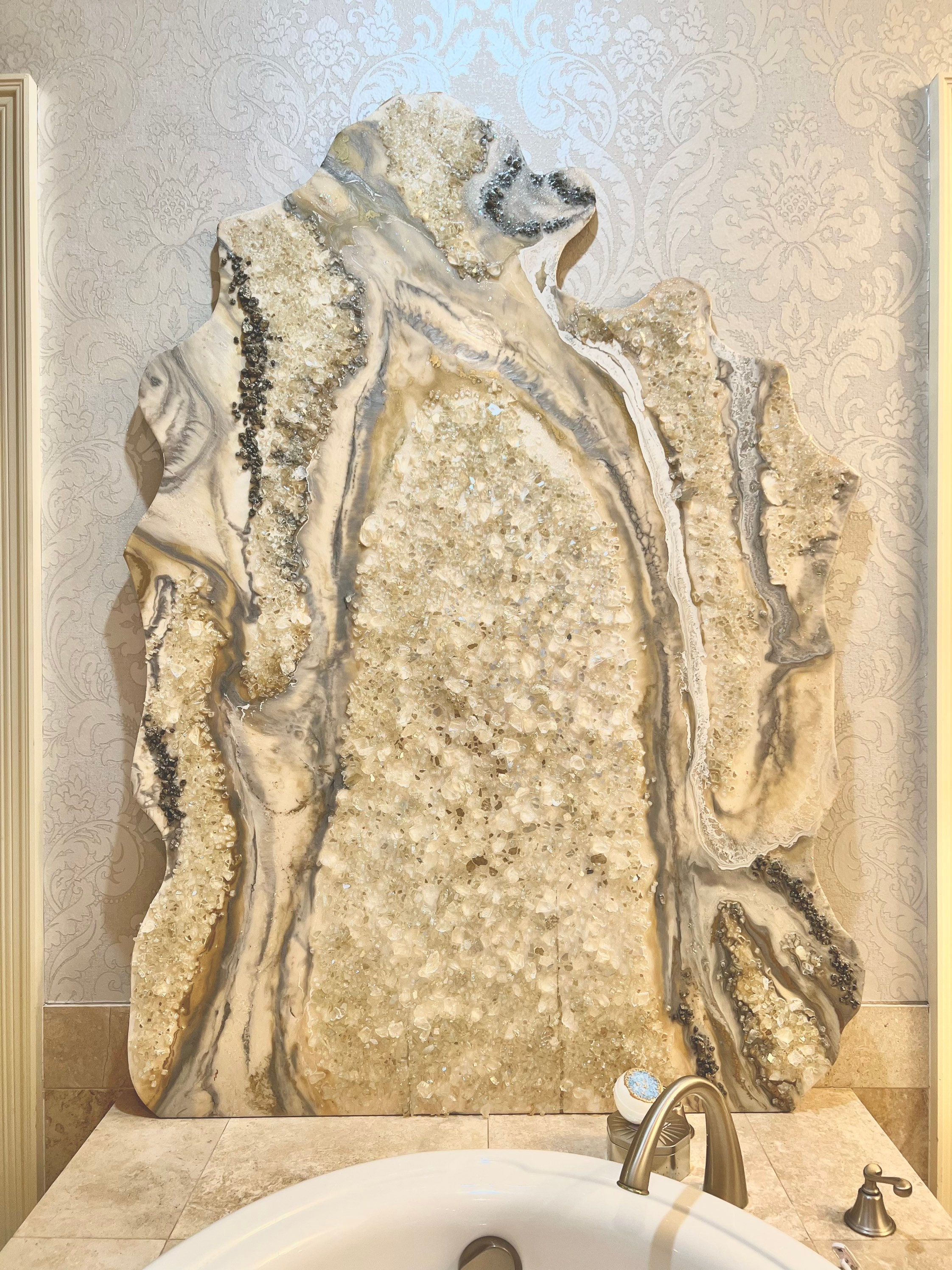 Crystal Geode Art, Resin Geode in Cream, Gray, Champagne, Decorative ...