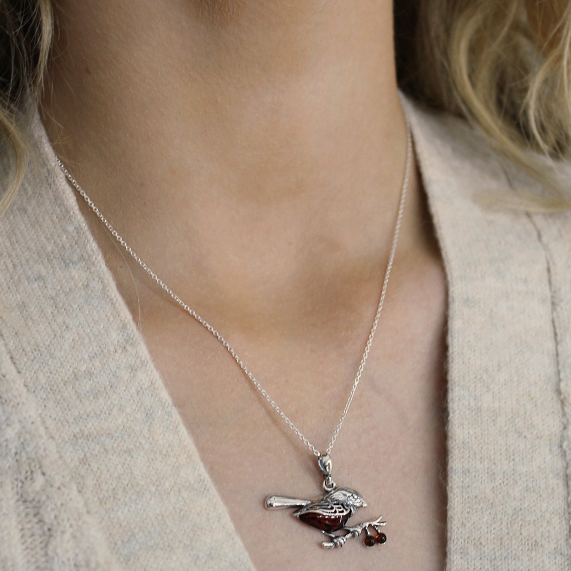 Robin Necklace in Solid Sterling Silver Set With Amber - Etsy