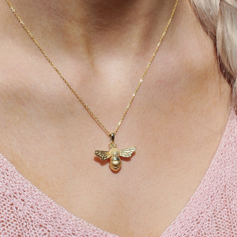 Bumble Bee Necklace - Etsy