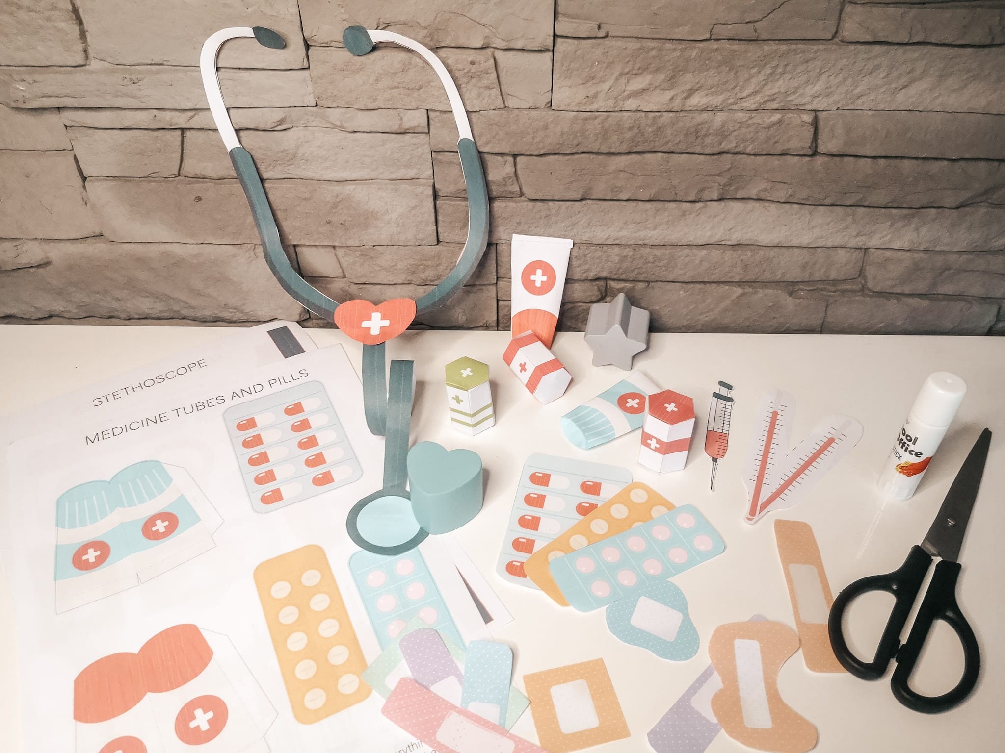 Printable Doctor Kit for Kids Paper Craft Activity Toddler Activities ...