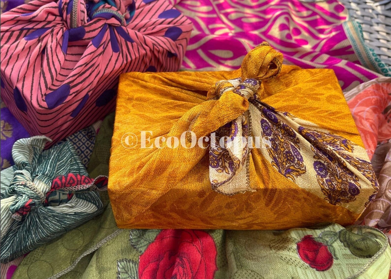 8 Pieces of Eco Friendly Sari Gift Wrap. Made From Vintage Silks ...