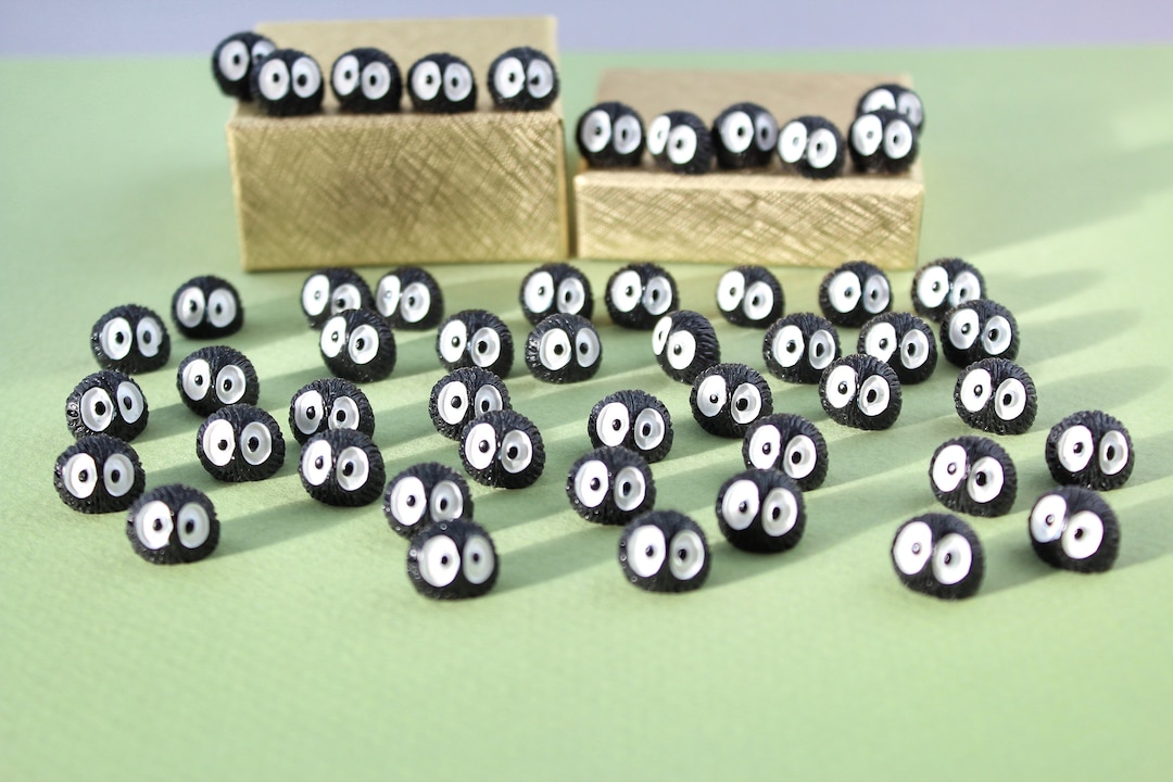 Spirited Away Soot Sprites Dust Spirits Mini Desk Studio Ghibli, My ...