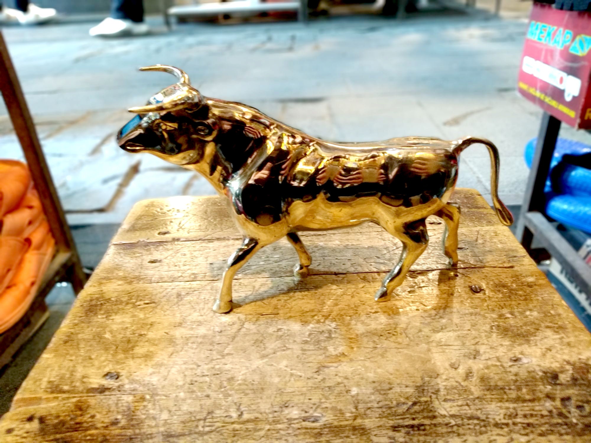 Copper Bull Statue, Handmade Brass Detection Trinket, Gold Circle, Gift ...
