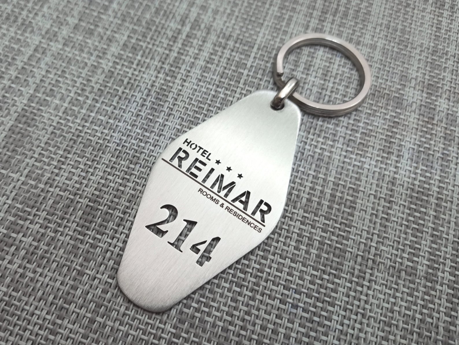 Personalized Hotel Keychain Custom Metal Hotel Keychain - Etsy