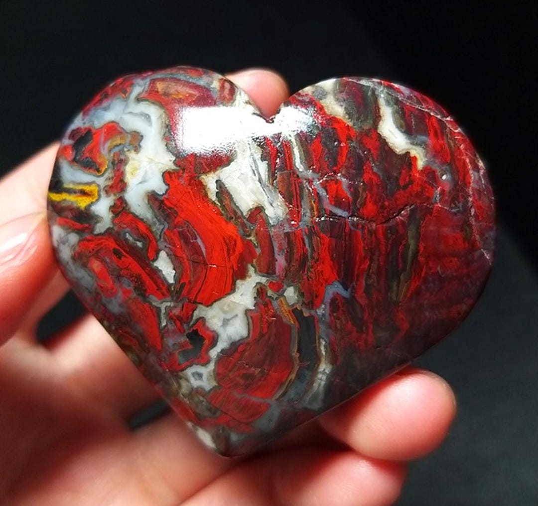 Red Warring States Agate Heart Palm Stone: Healing Crystal Gift - Etsy