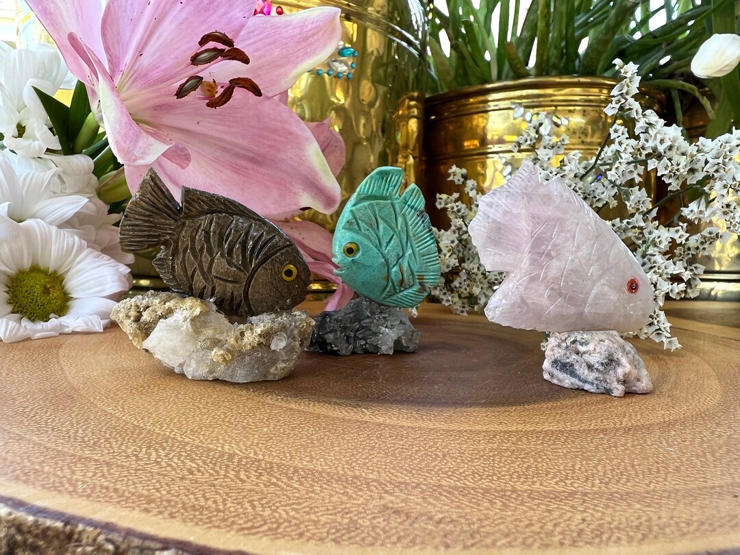 Hand Carved Gemstone Fish: Crystal Carving - Turquoise, Rose Quartz ...